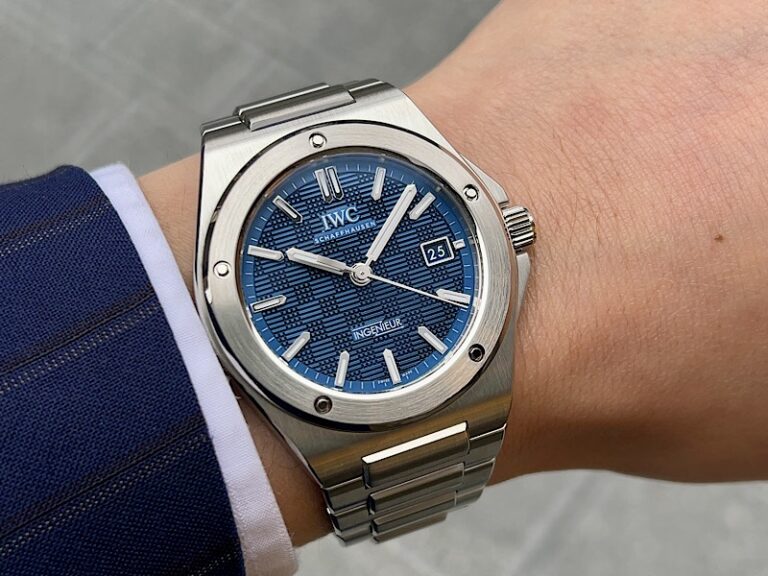 爽やかなブルーダイアルのラグスポウォッチ？？”インヂュニア・オートマティック 40”（IW328907）～IWC～ ｜ oomiya 心斎橋店ブログ - 正規輸入時計専門店